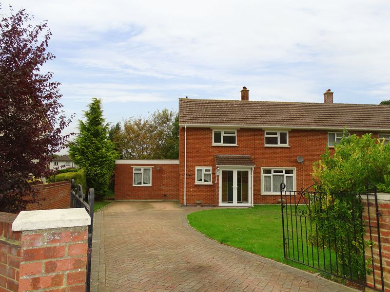 Free property report 6, Parsonage Green, Salisbury, SP2 8LD - Chimnie