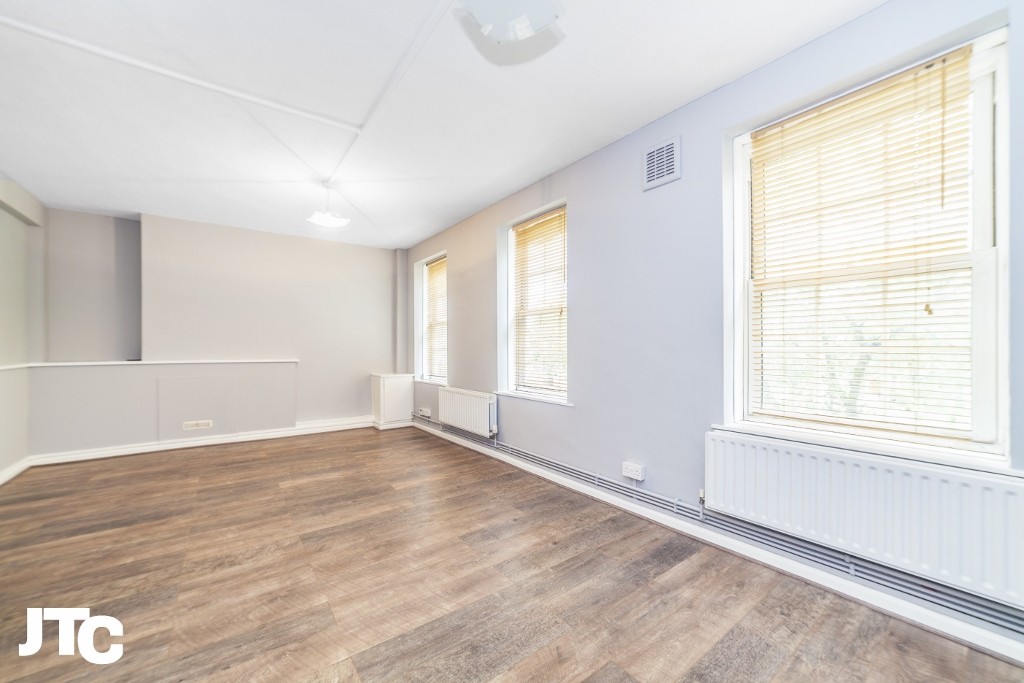 Free property report 10, Dunfield Road, London, SE6 3RF - Chimnie