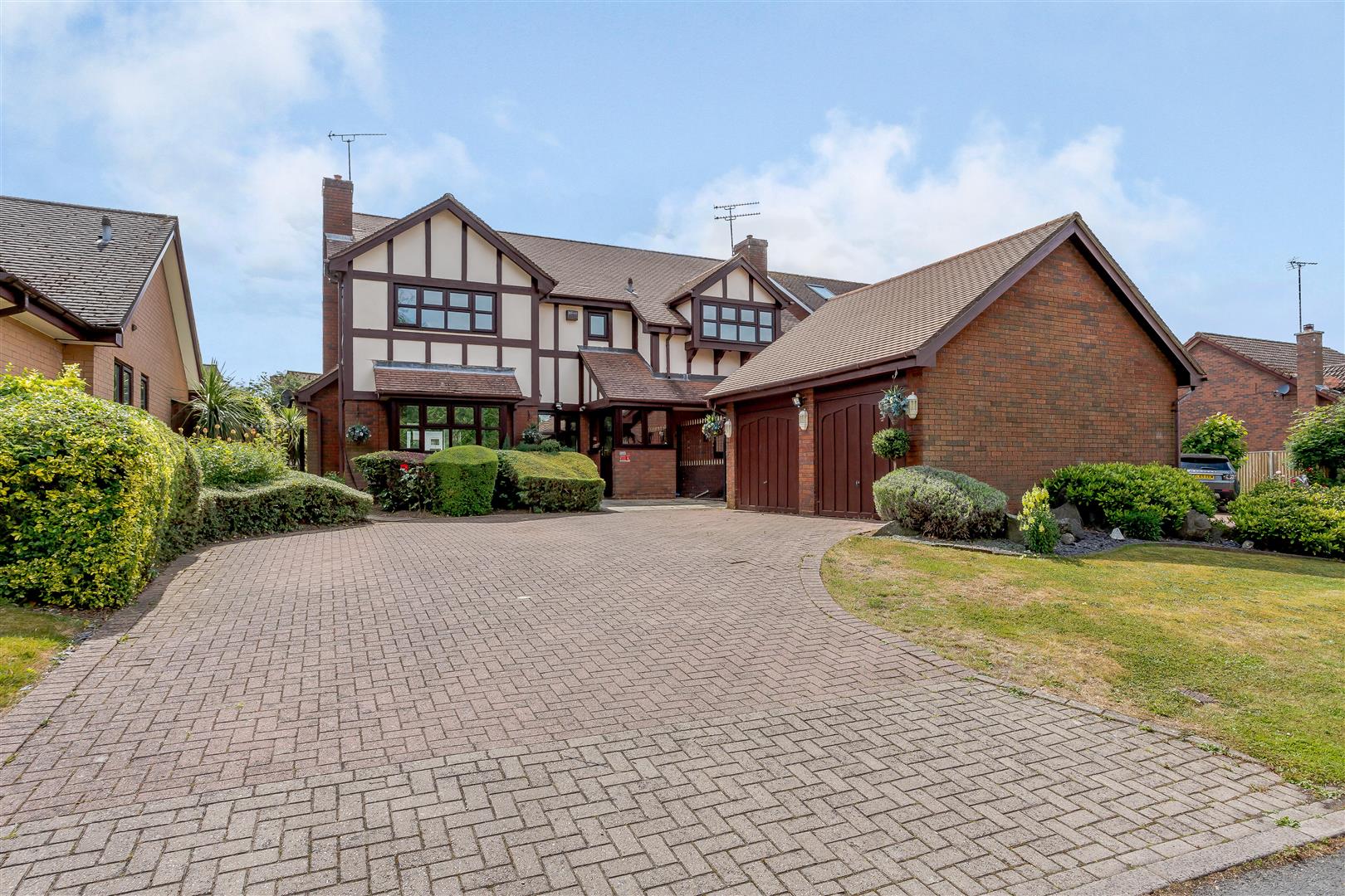 Free property report 15, Heycroft, Coventry, CV4 7HE - Chimnie