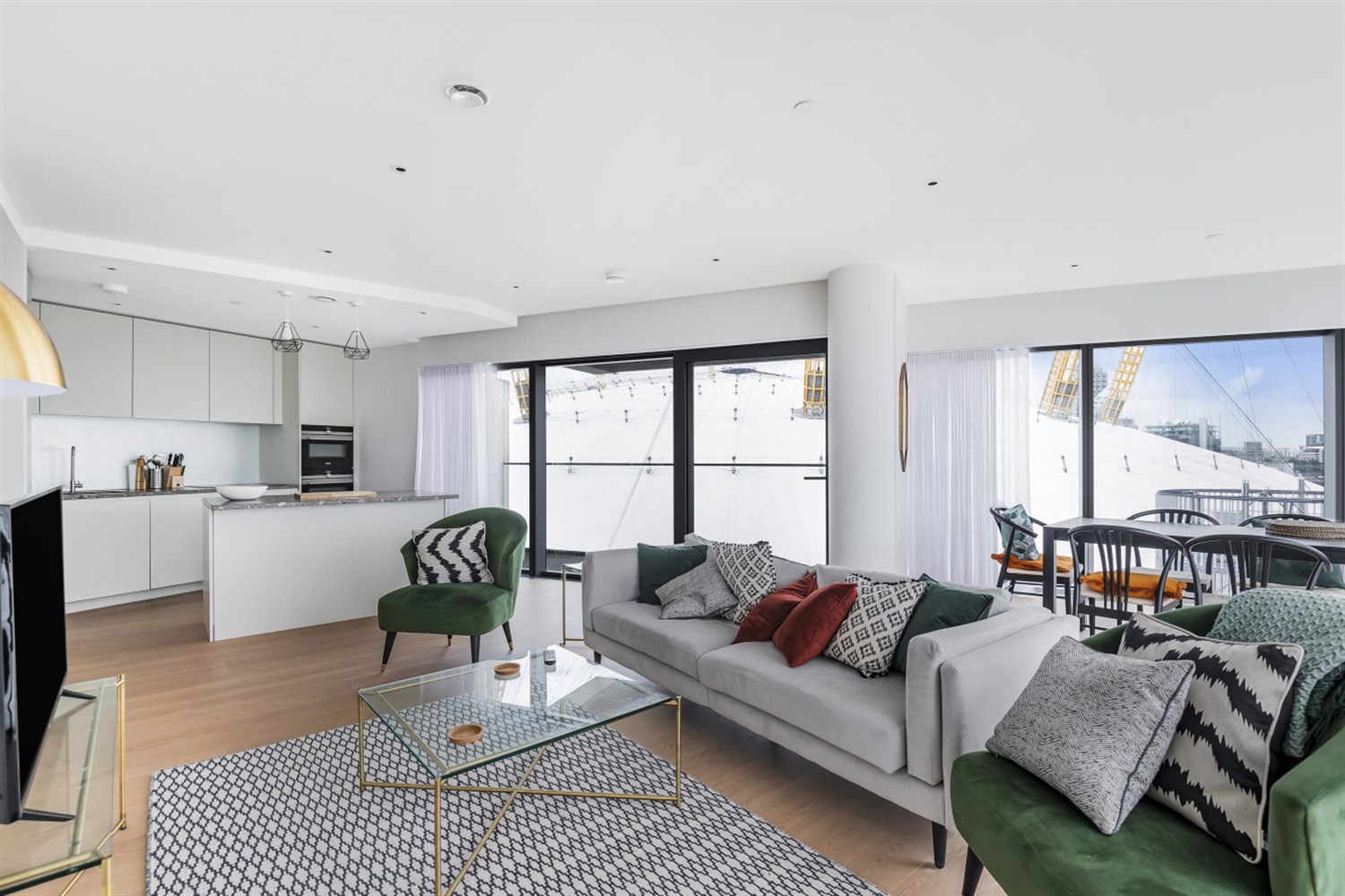 Free property report Flat 702, 18, Cutter Lane, London, SE10 0YB - Chimnie