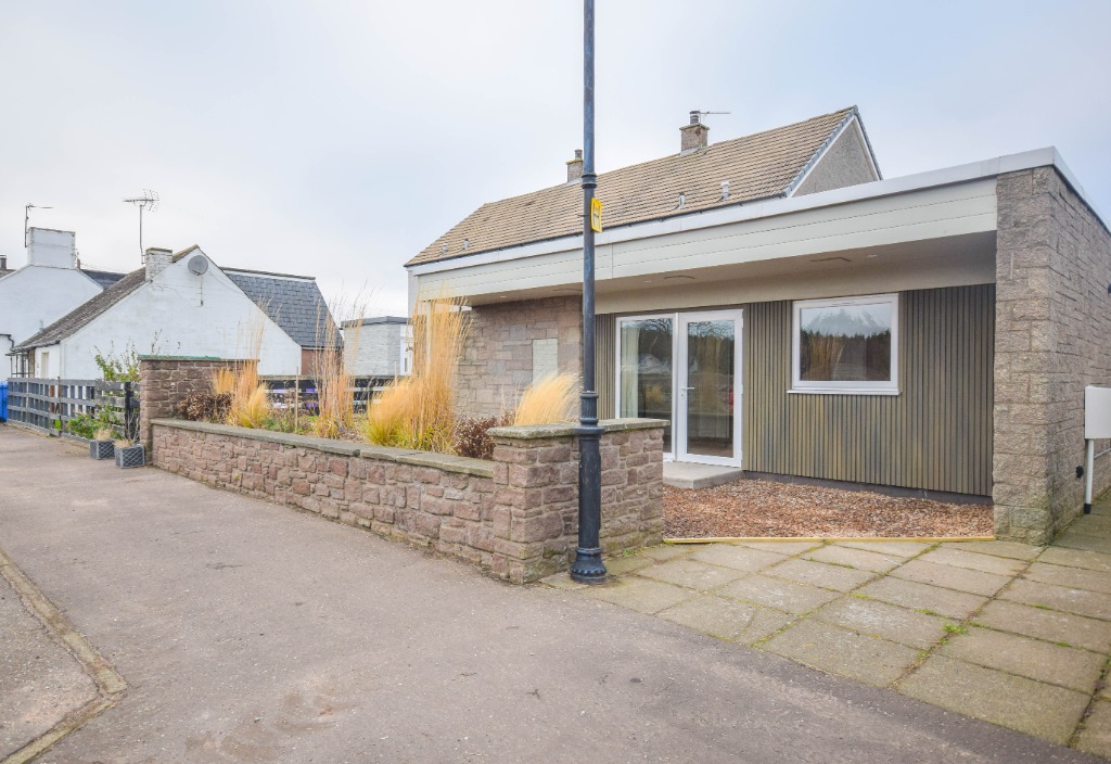 Photos of 49c Gardyne Street, Friockheim, Angus DD11 - 69325889 ...