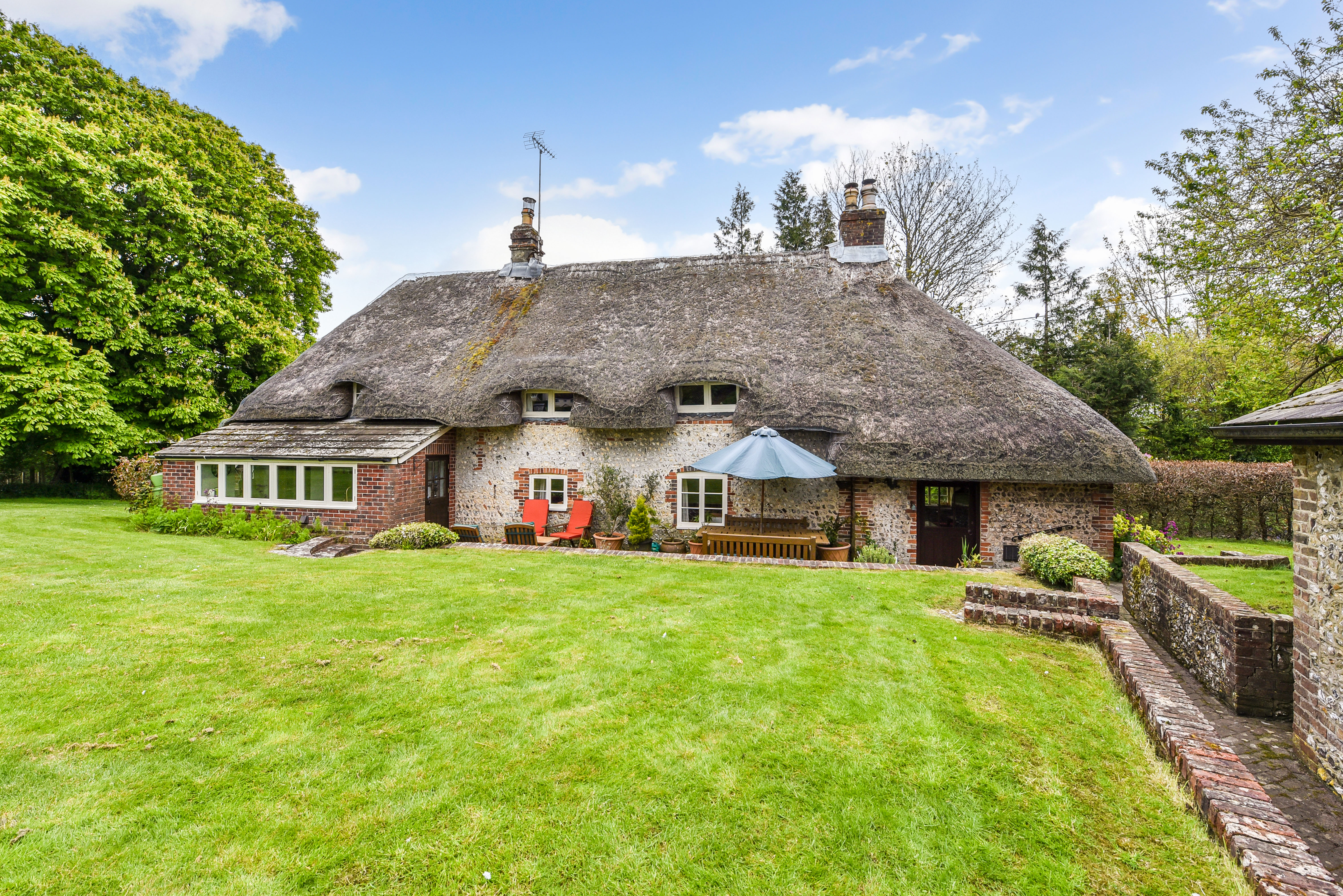 Free property report Temple Brow Cottage, Temple Brow, East Meon ...