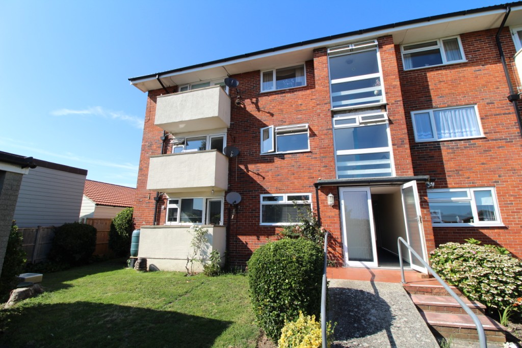 Free property report 2, East Lodge Park, Portsmouth, PO6 1AG - Chimnie