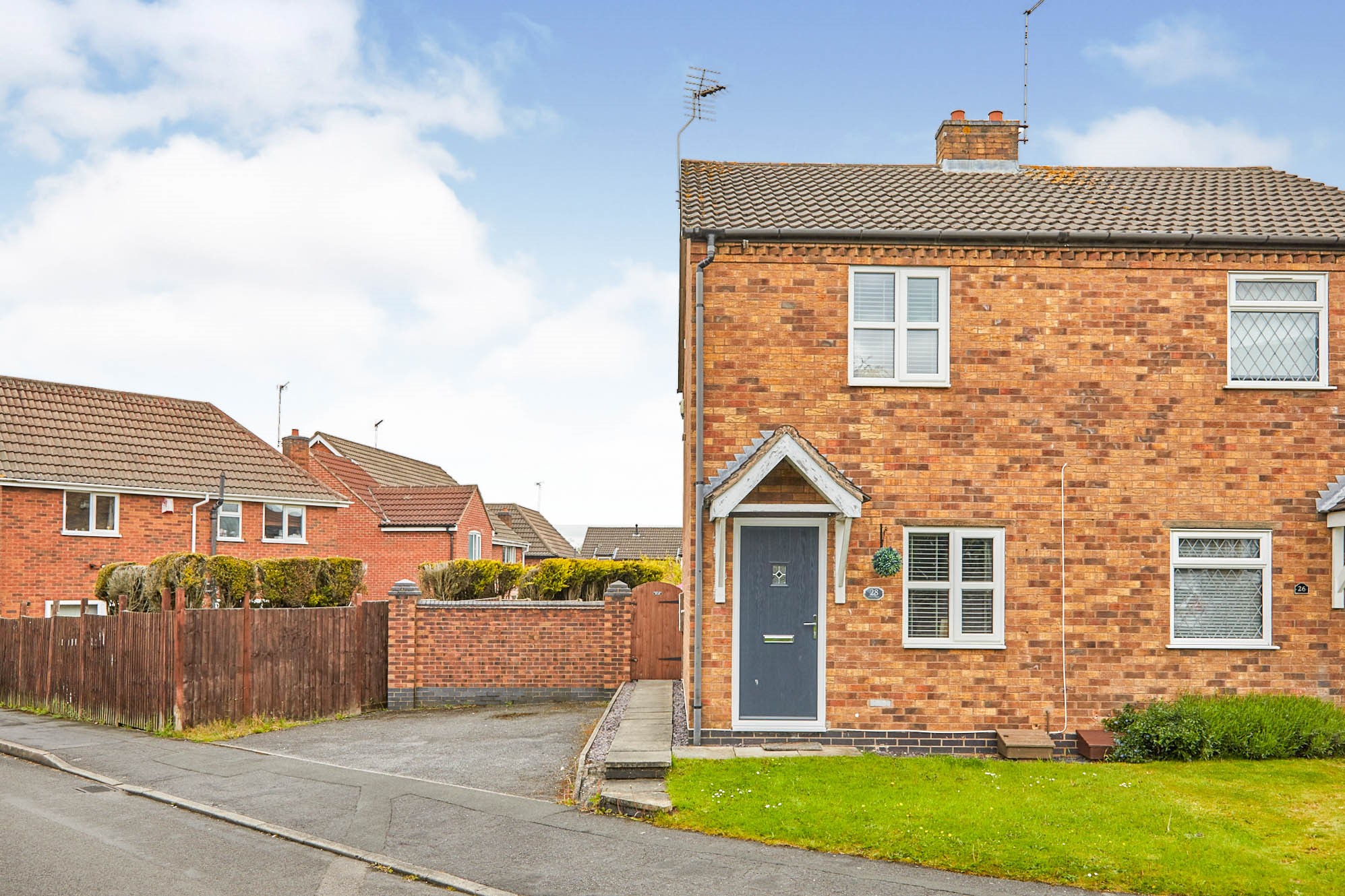 Free property report 28, Finch Close, Woodville, Swadlincote, DE11 7QH ...
