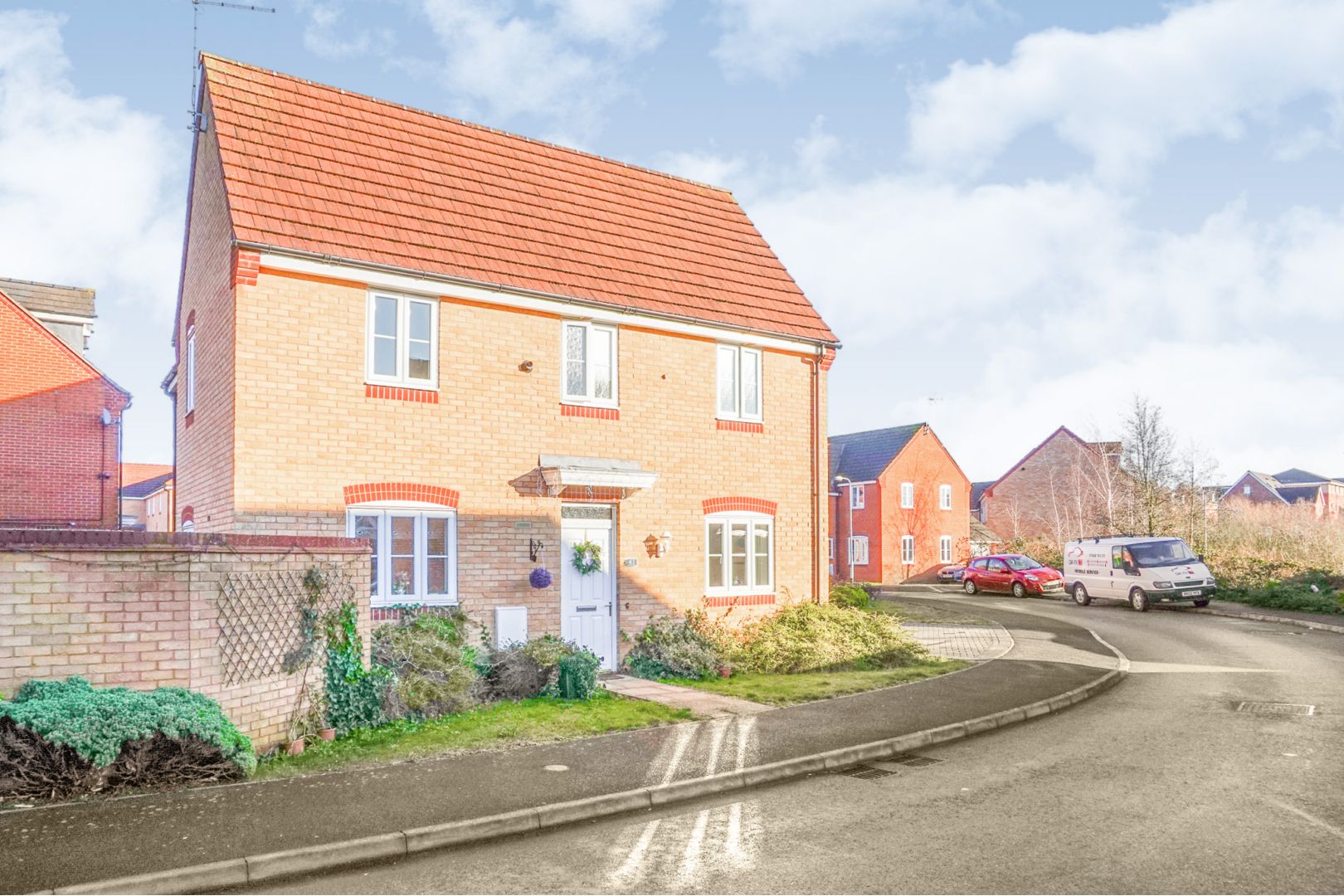 Free property report 41 Chequers Close, Corby, NN18 8QD - Chimnie