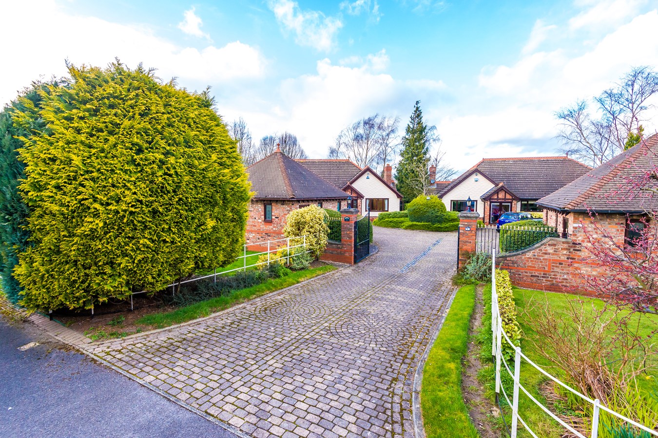 Free property report 6 Foxhills Close, Stretton, Warrington, WA4 5DH ...