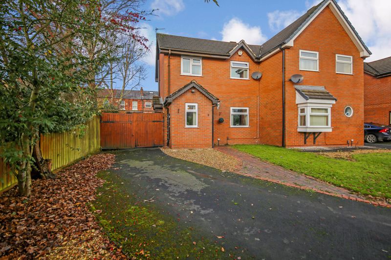 Free property report 8, Helmsman Way, Wigan, WN3 5DJ - Chimnie