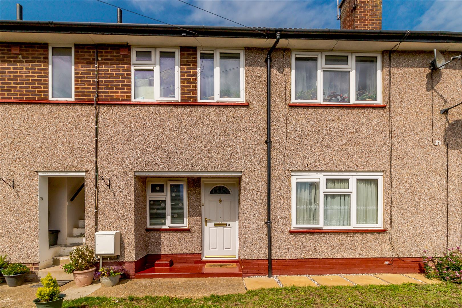 Free property report 18, Washington Drive, Slough, SL1 5RE - Chimnie