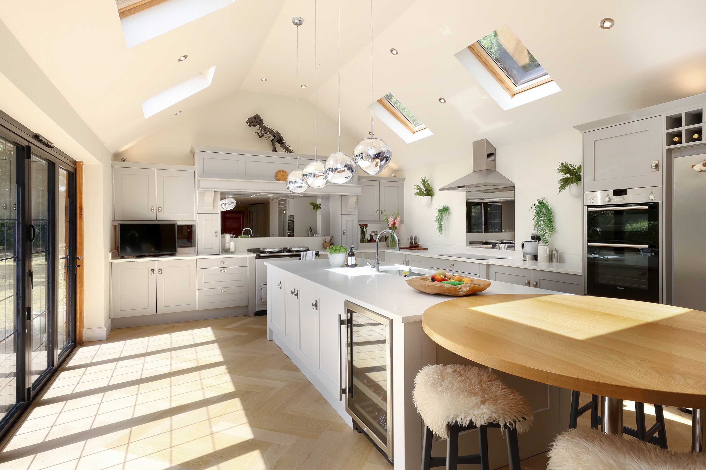 5 bedroom detached house for sale - Million Plus.com The Luxury Marketplace