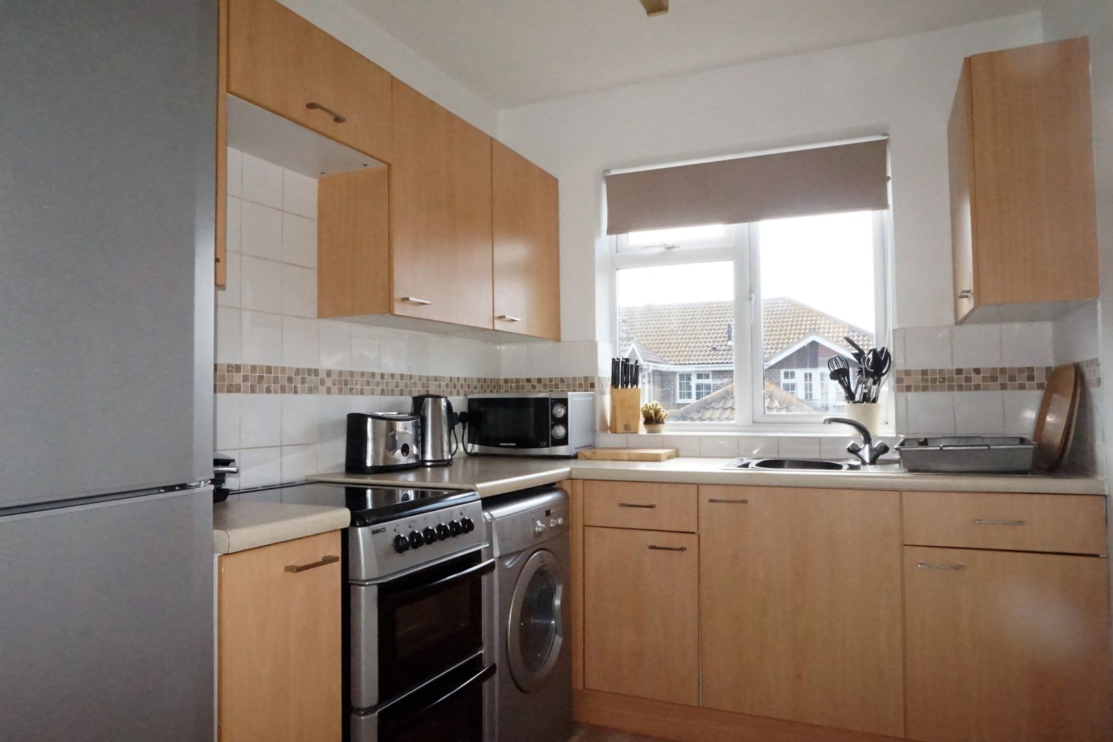 Free property report 4 Ambleside Court, Ambleside Avenue, Telscombe ...