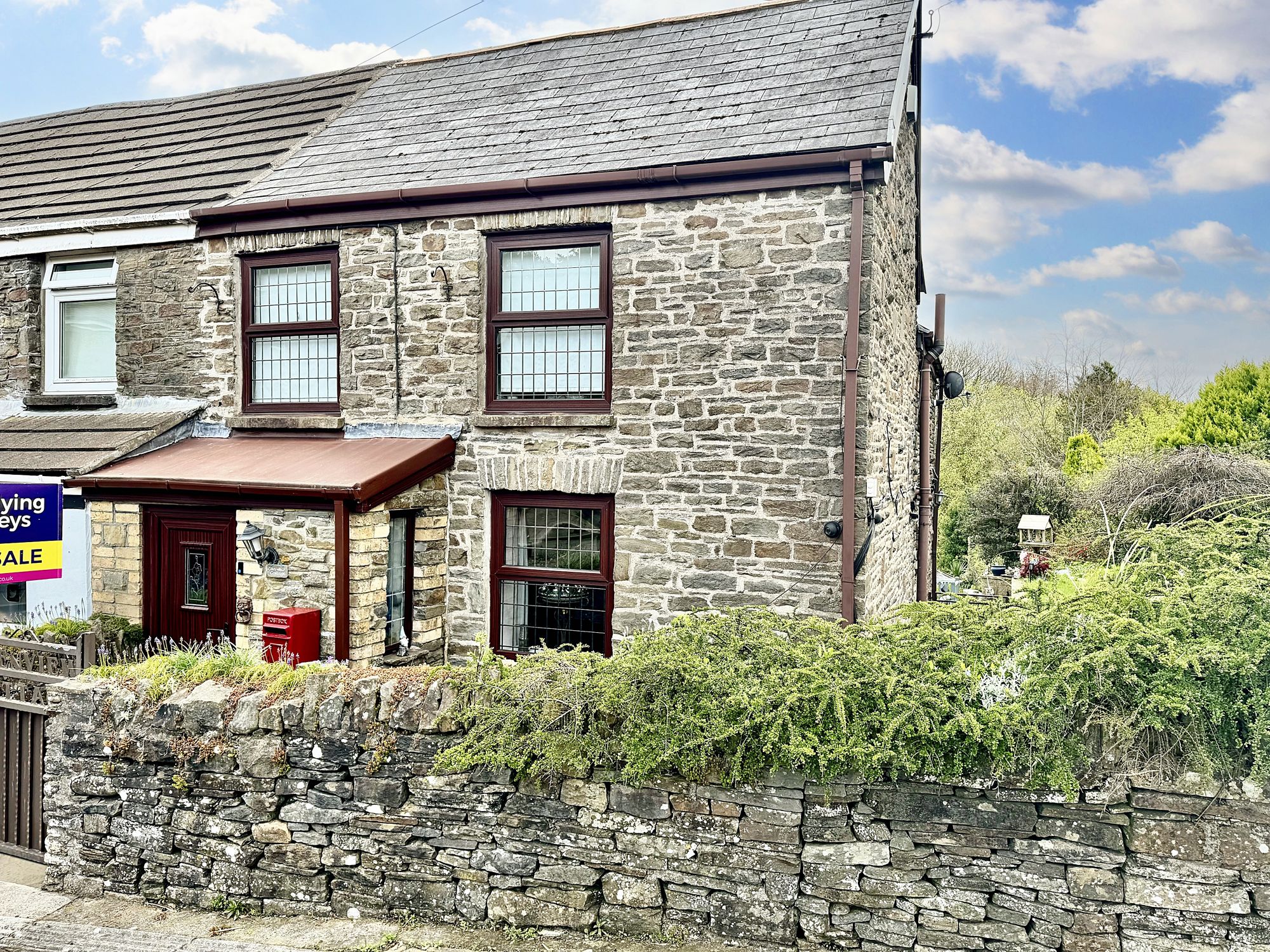 Free property report Glen View, Gelligaer, Hengoed, CF82 8EF - Chimnie