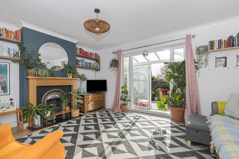 Free property report 10, Maybec Gardens, Bristol, BS5 8TF - Chimnie