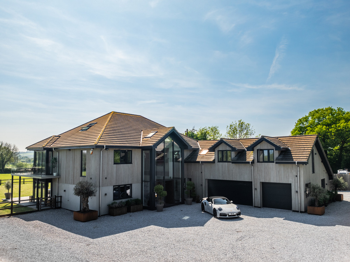 Free property report Weaver House, Plymtree, Cullompton, EX15 2JW - Chimnie