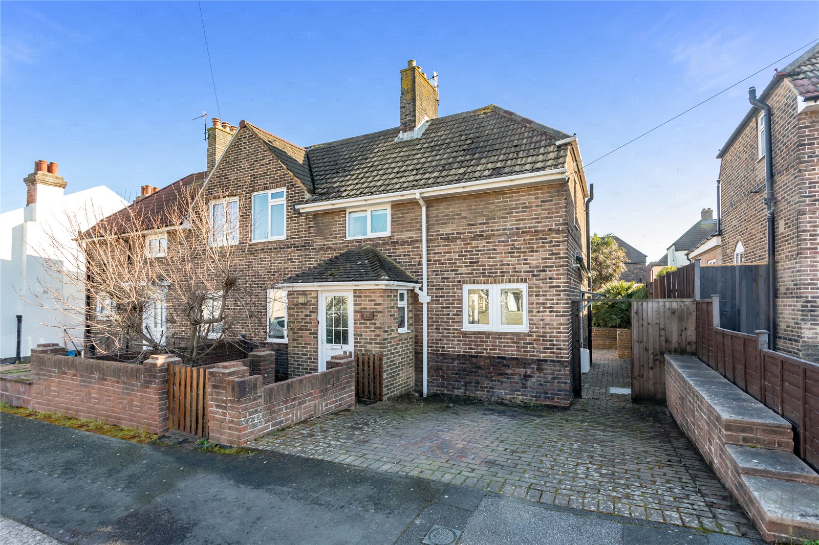 Free property report 28 St Nicholas Road, Portslade, BN41 1LQ - Chimnie