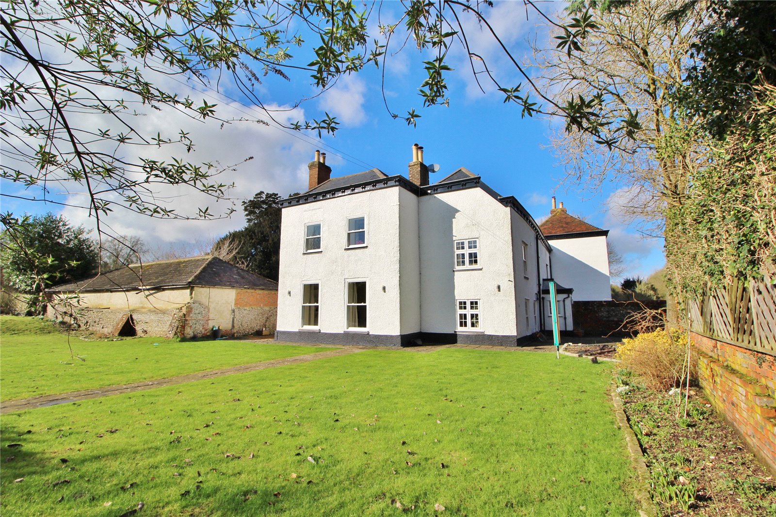 Free property report Kingswood House, Horsham Road, Findon, Worthing ...