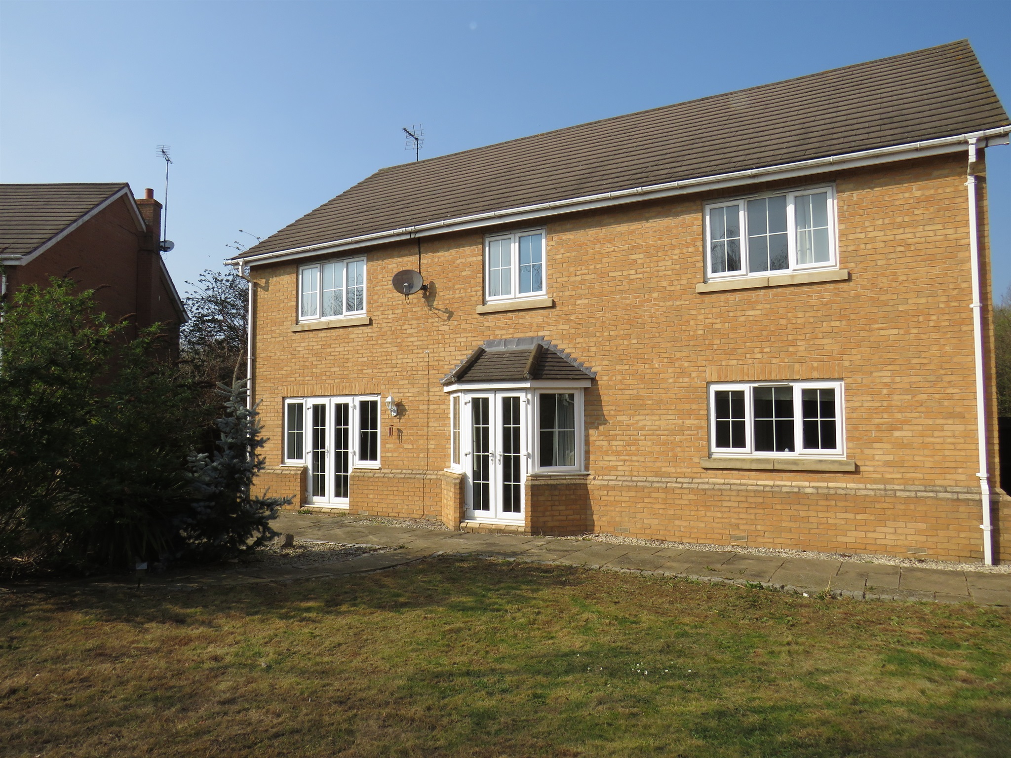 Free property report 15 Arbroath Gardens, Orton Northgate, Peterborough ...