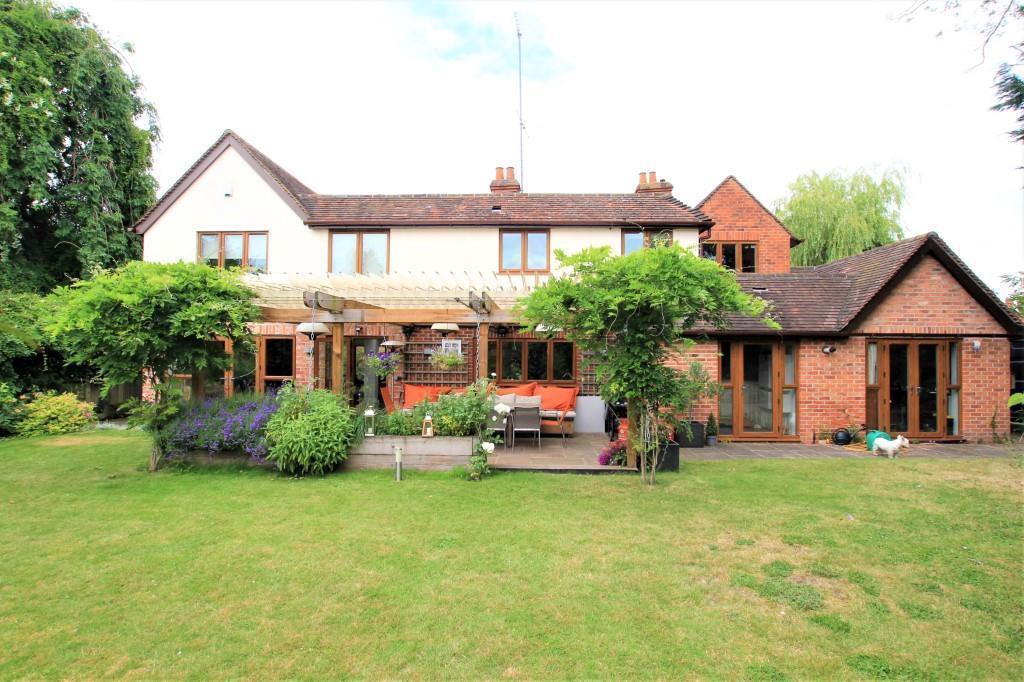 Free property report 3, The Moors, Pangbourne, Reading, RG8 7LP - Chimnie