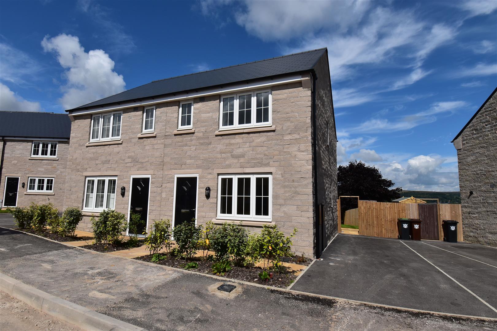 Free property report 57, Foxlow Crescent, Buxton, SK17 9XL - Chimnie