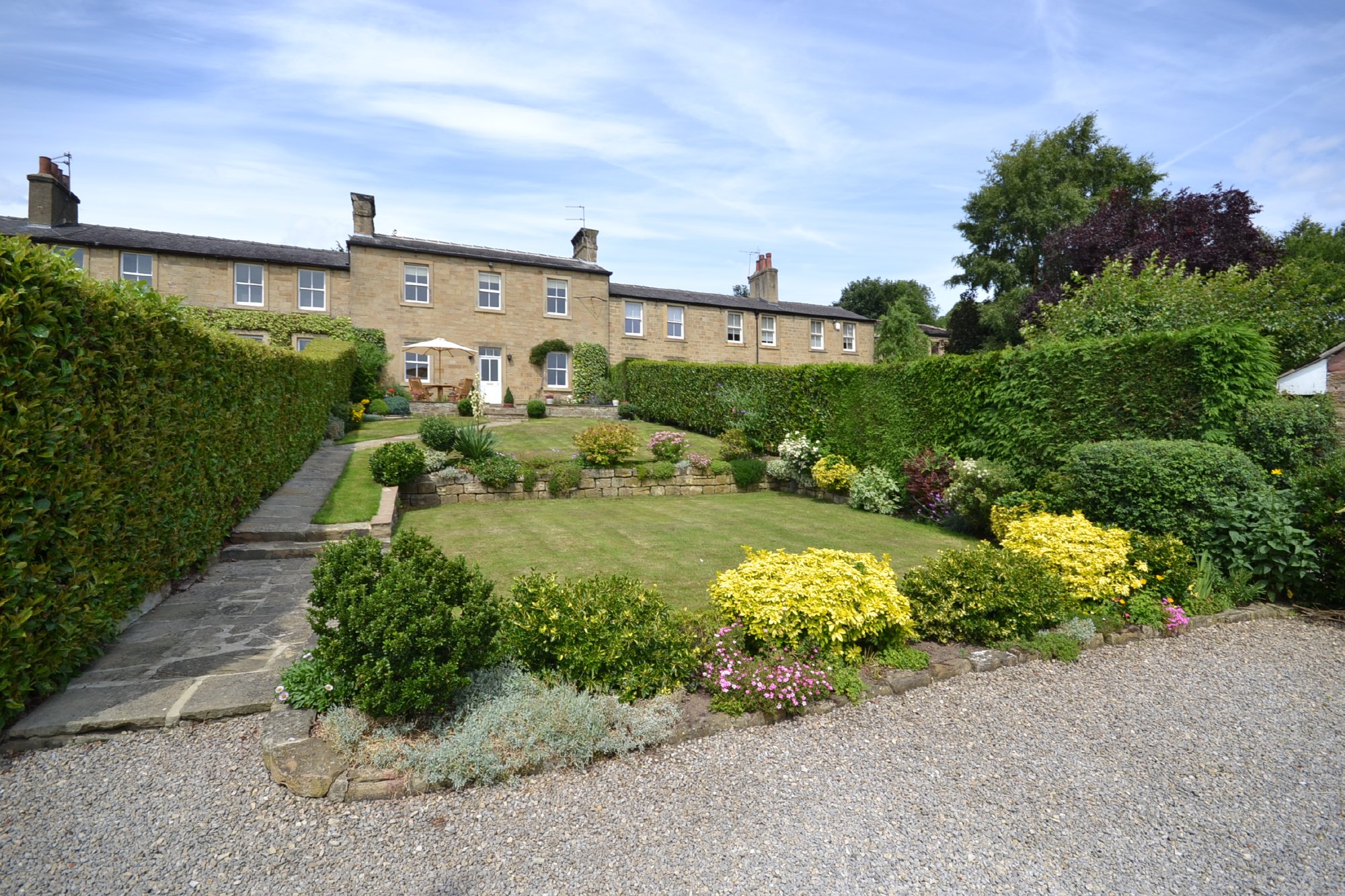 Free property report 16, Lake Yard, Stanley, Wakefield, WF3 4AE - Chimnie