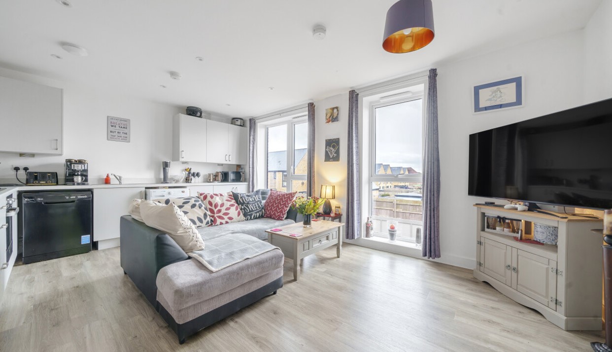 Photos of Argus Road, Lee-On-The-Solent PO13 - 69306965 | PrimeLocation