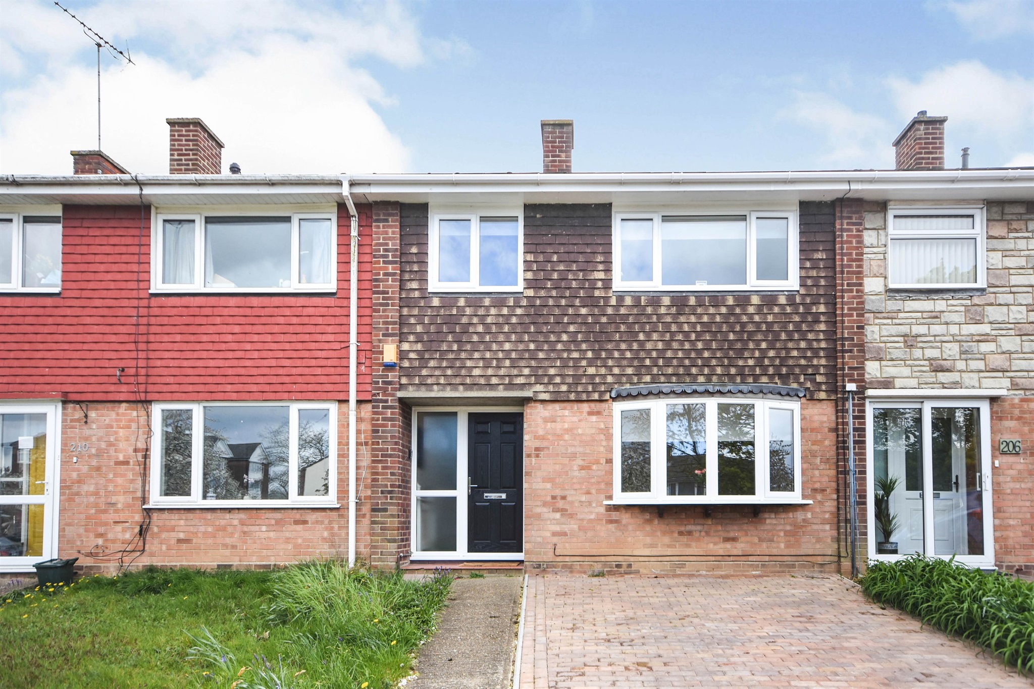 Free property report 208, Meadgate Avenue, Chelmsford, CM2 7LL - Chimnie