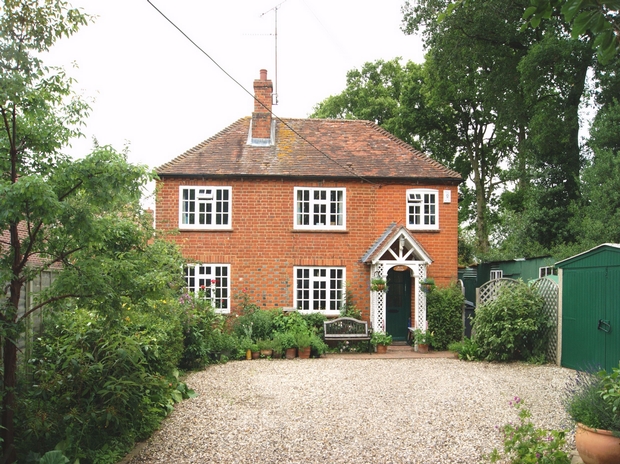 Free property report Birch Cottage, Birch Lane, Mortimer Common ...