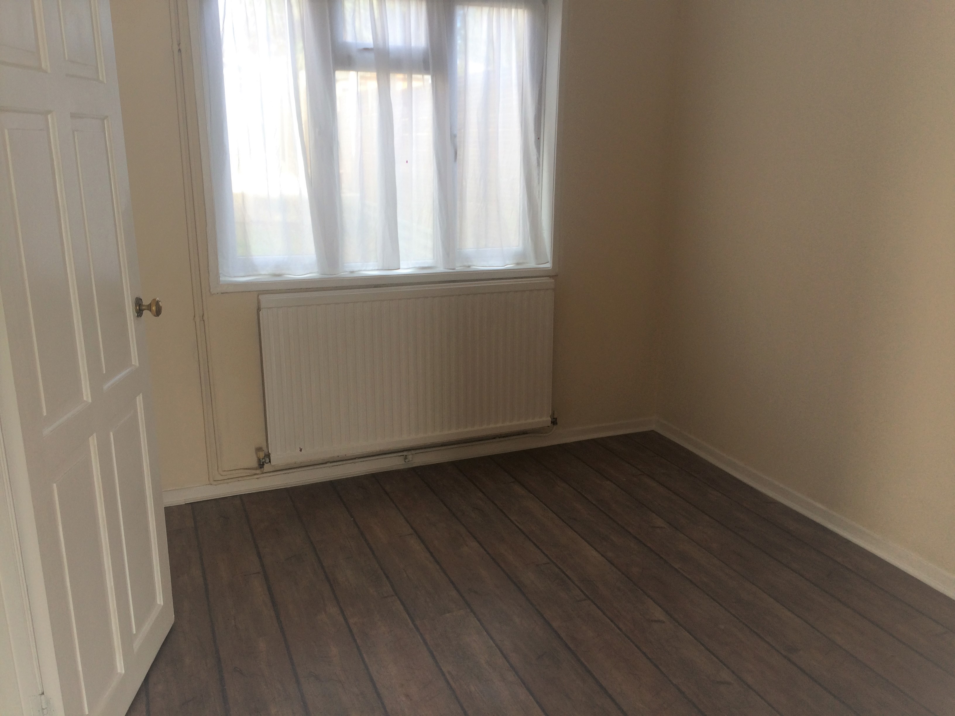 Free property report 4, Layfield Crescent, London, NW4 3UL - Chimnie