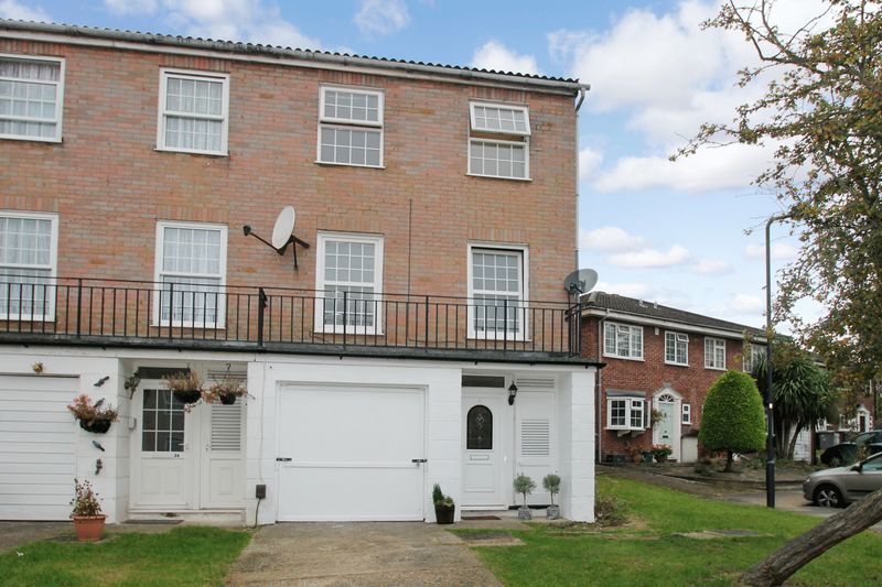 Free property report 22, Aspen Drive, Wembley, HA0 2PW - Chimnie
