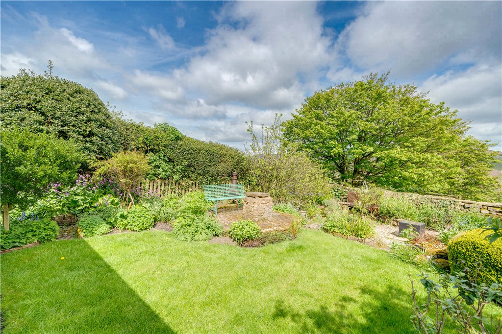 Photos of Middlesmoor, Harrogate, North Yorkshire HG3 - 67347849 ...