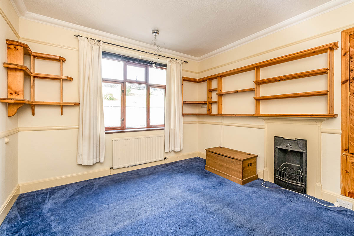 Photos of Saltburn Road, Invergordon, Highland IV18 - 62324827 ...