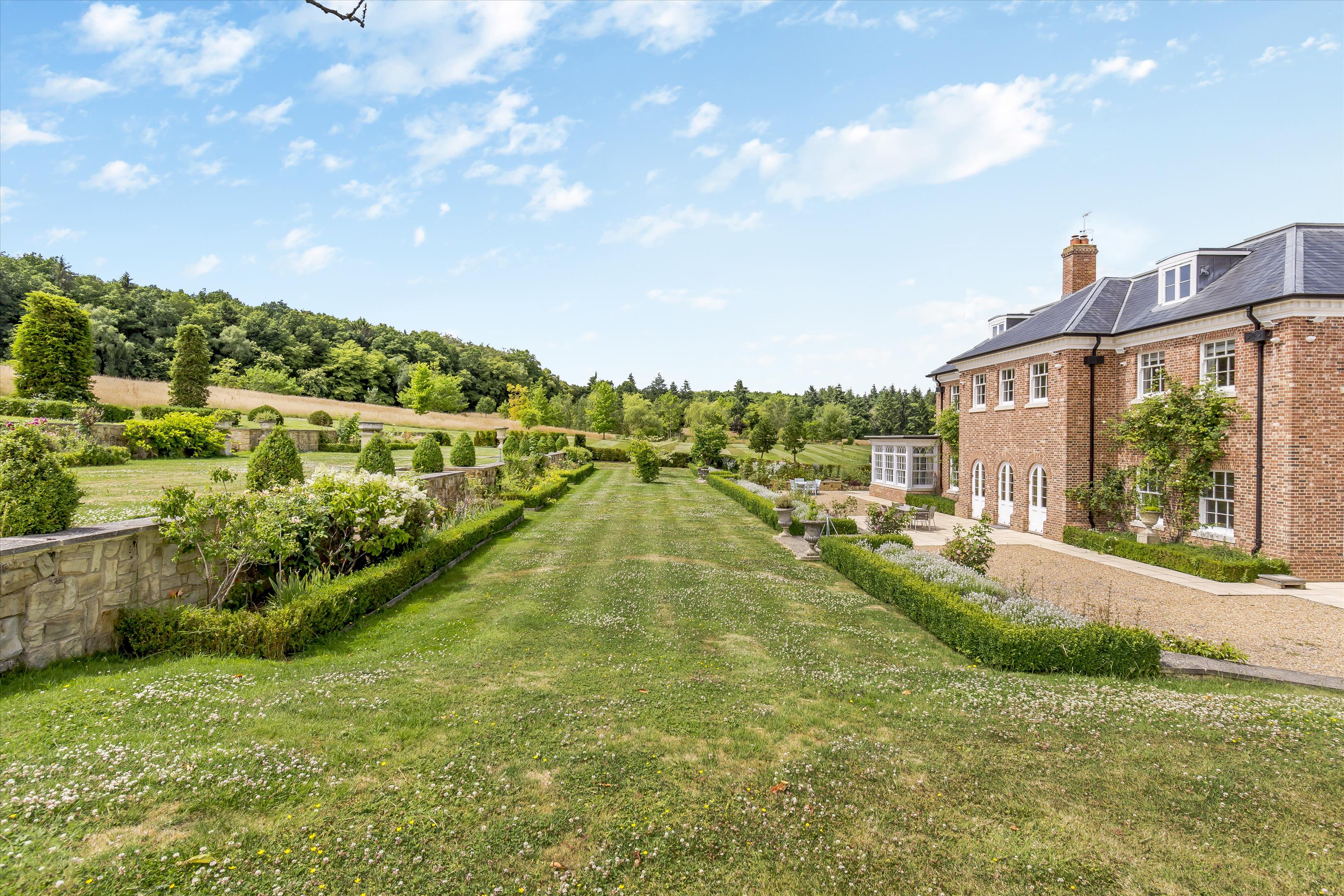 Photos of Puttenden Road, Shipbourne, Tonbridge TN11. - 66128288 ...