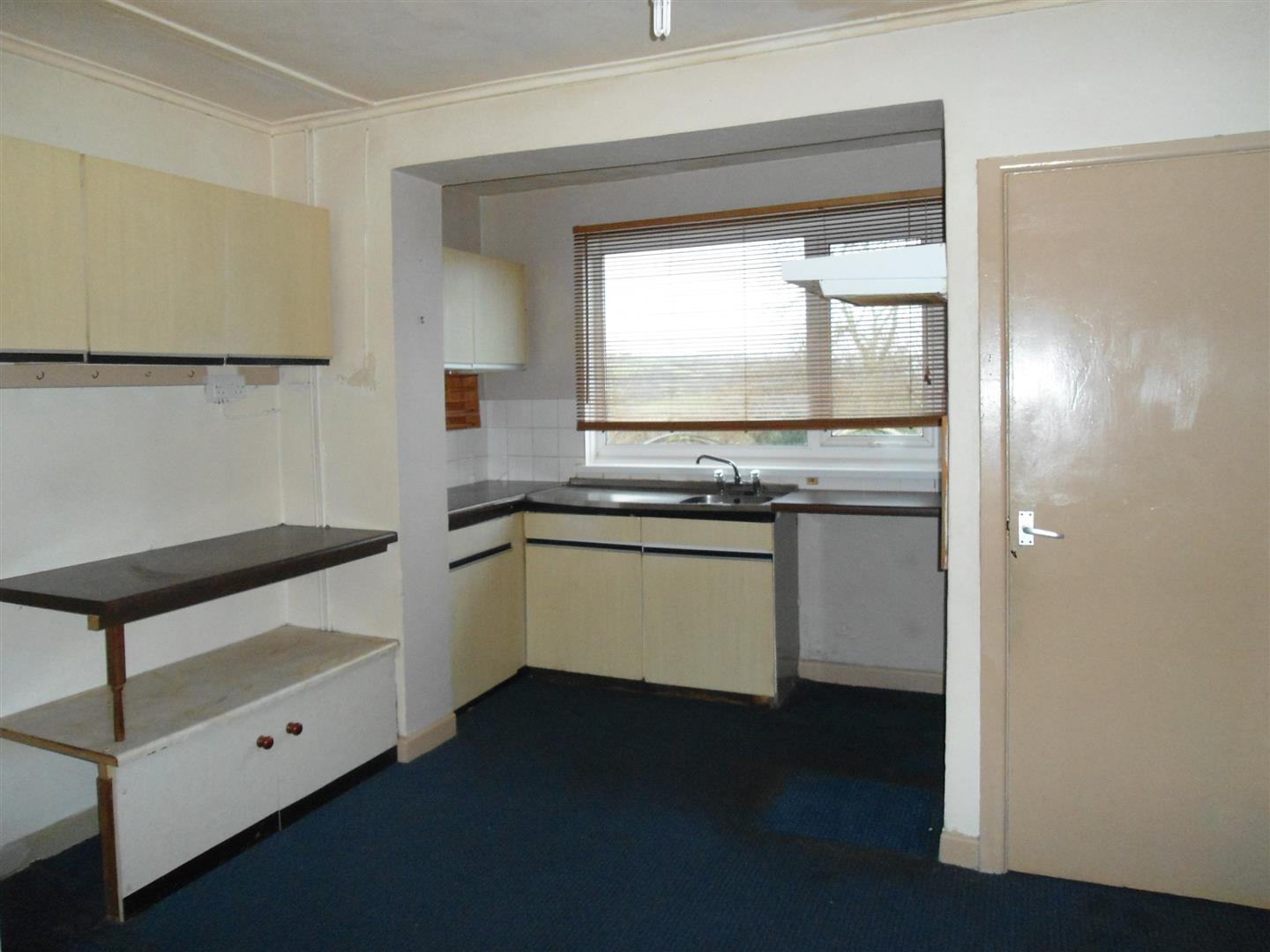 Free property report 22 Heol Y Garreg Las, Llandeilo, SA19 6ED - Chimnie
