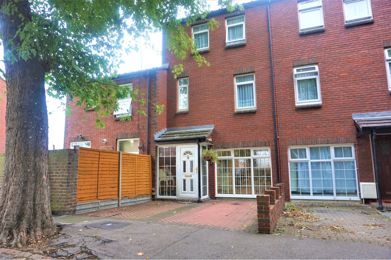 Free property report 30 Northwood Place, Erith, DA18 4HN - Chimnie