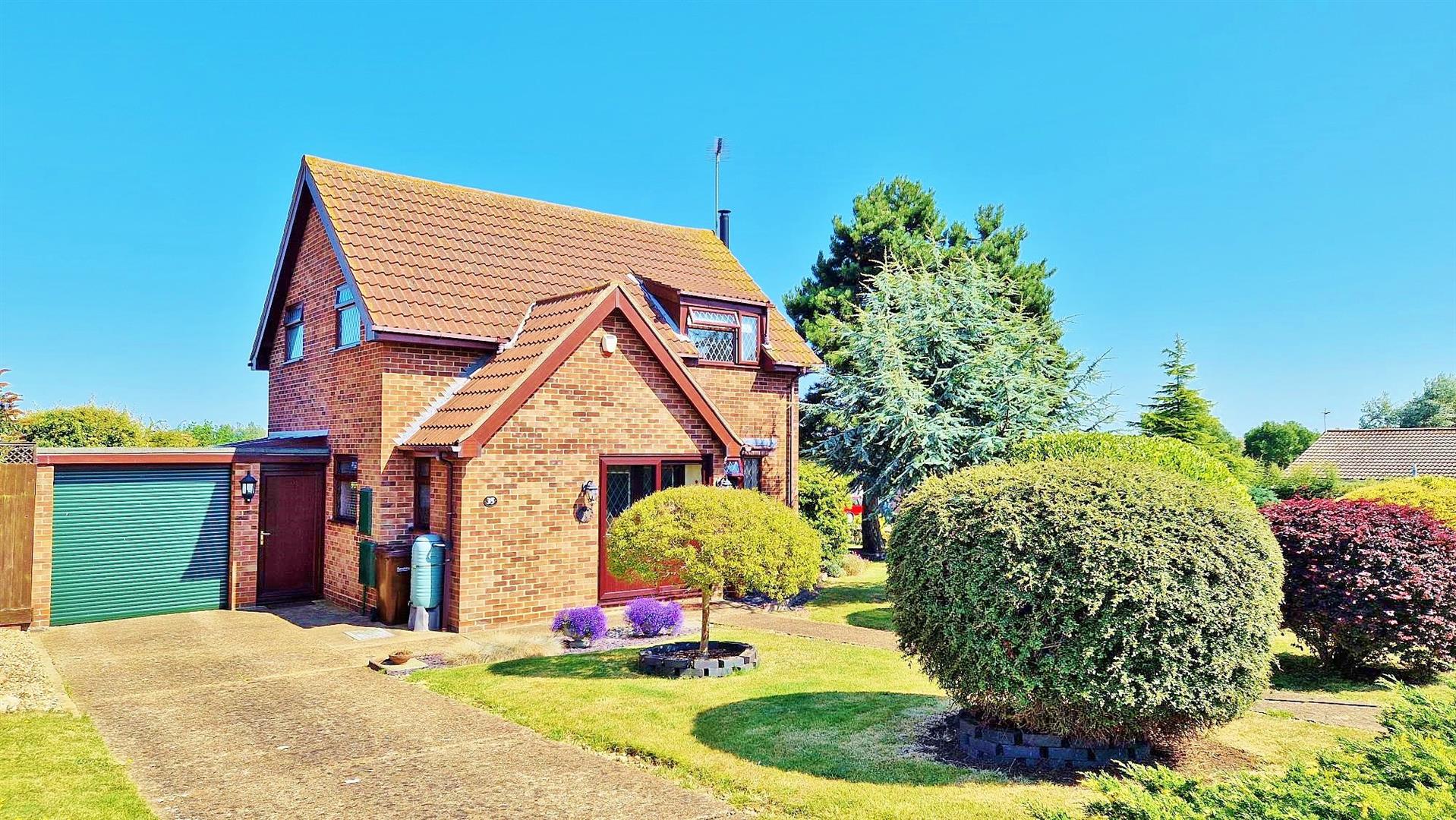 Free property report 36, Thorns Way, Walton On The Naze, CO14 8SB - Chimnie