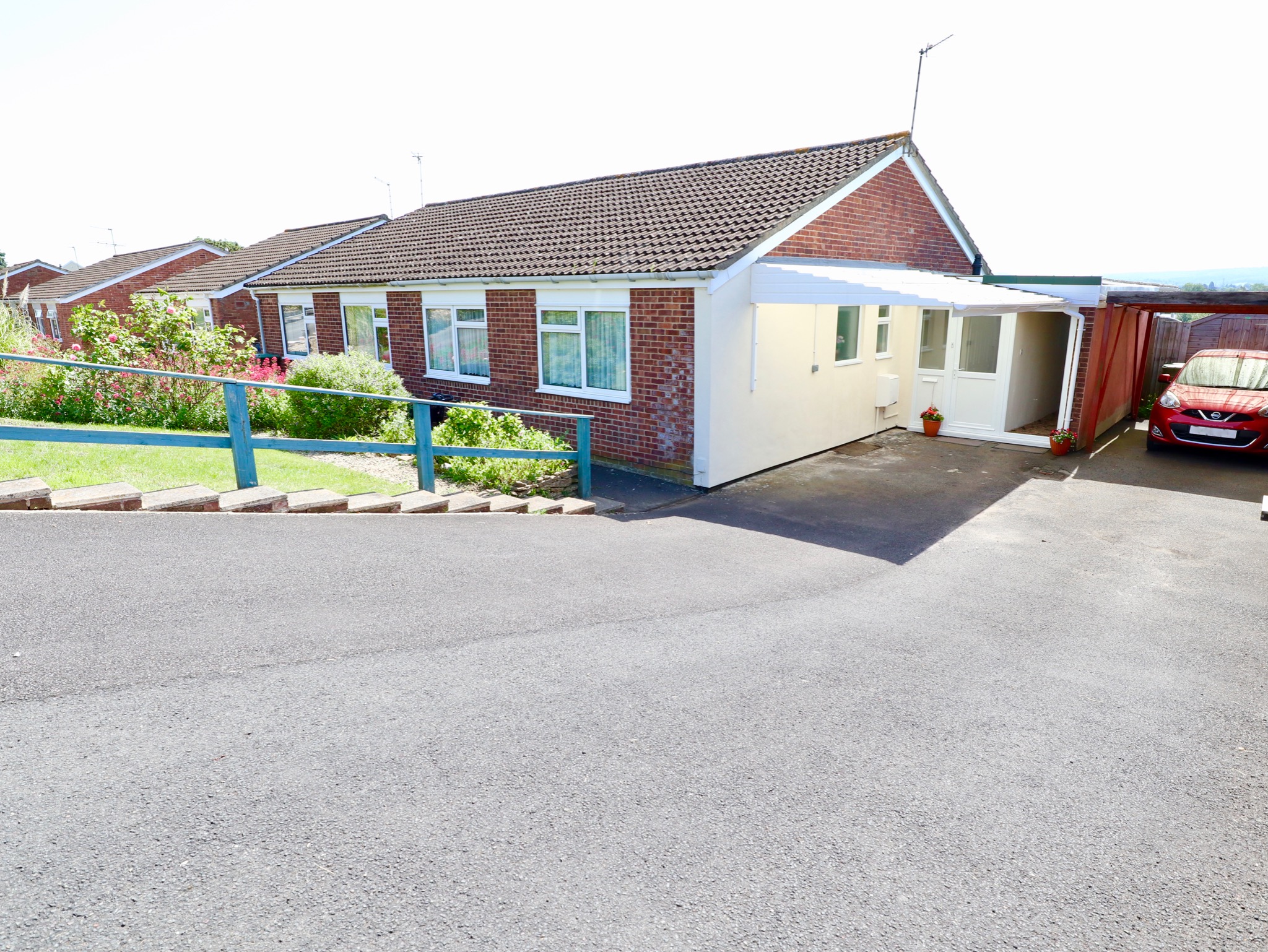 Free property report 13 Chapmans Close, Frome, BA11 2SH - Chimnie