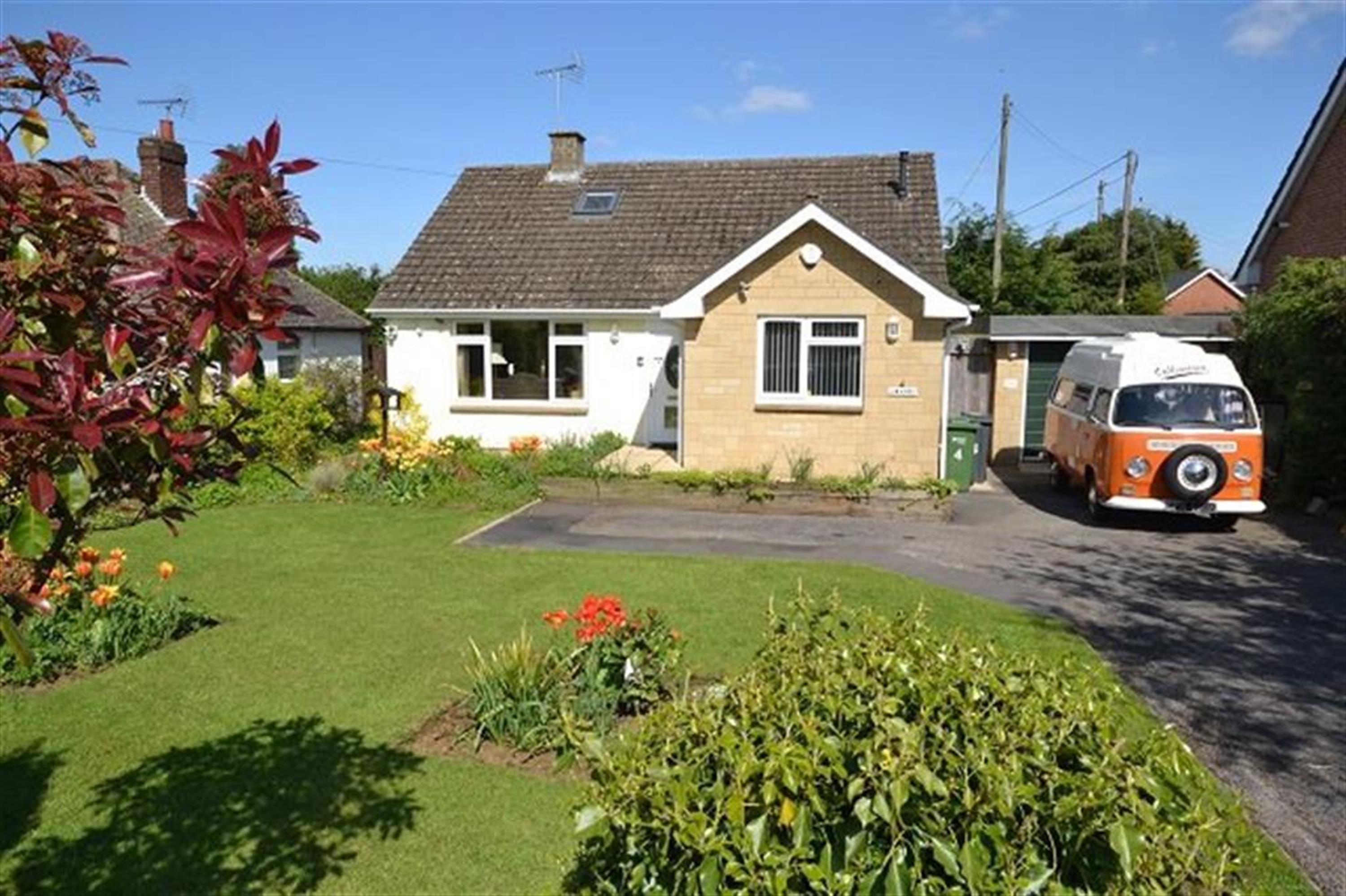 Free property report 4 The Quarry, Cam, GL11 6HS - Chimnie