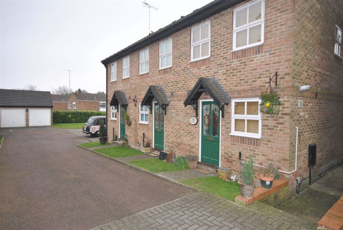 Free property report 4, Spring Mews, London Road, Sawbridgeworth, CM21 ...