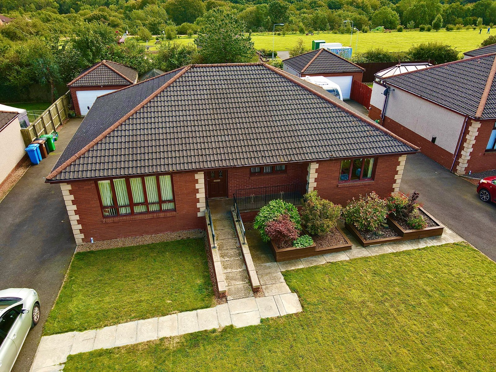 Free property report 5, Dean Acres, Comrie, Dunfermline, KY12 9XS - Chimnie