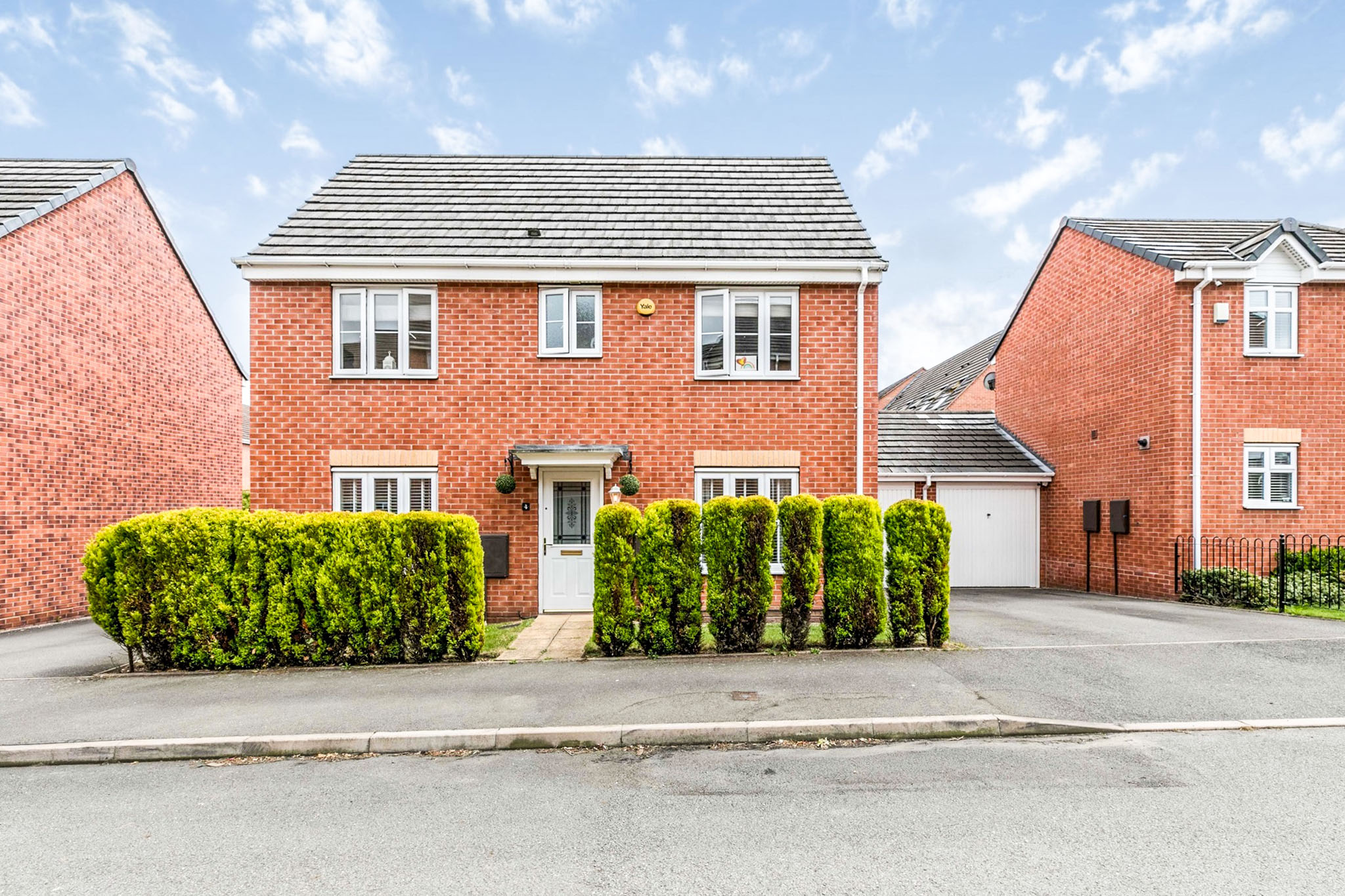 Free property report 4, The Infield, Halesowen, B63 2TF - Chimnie
