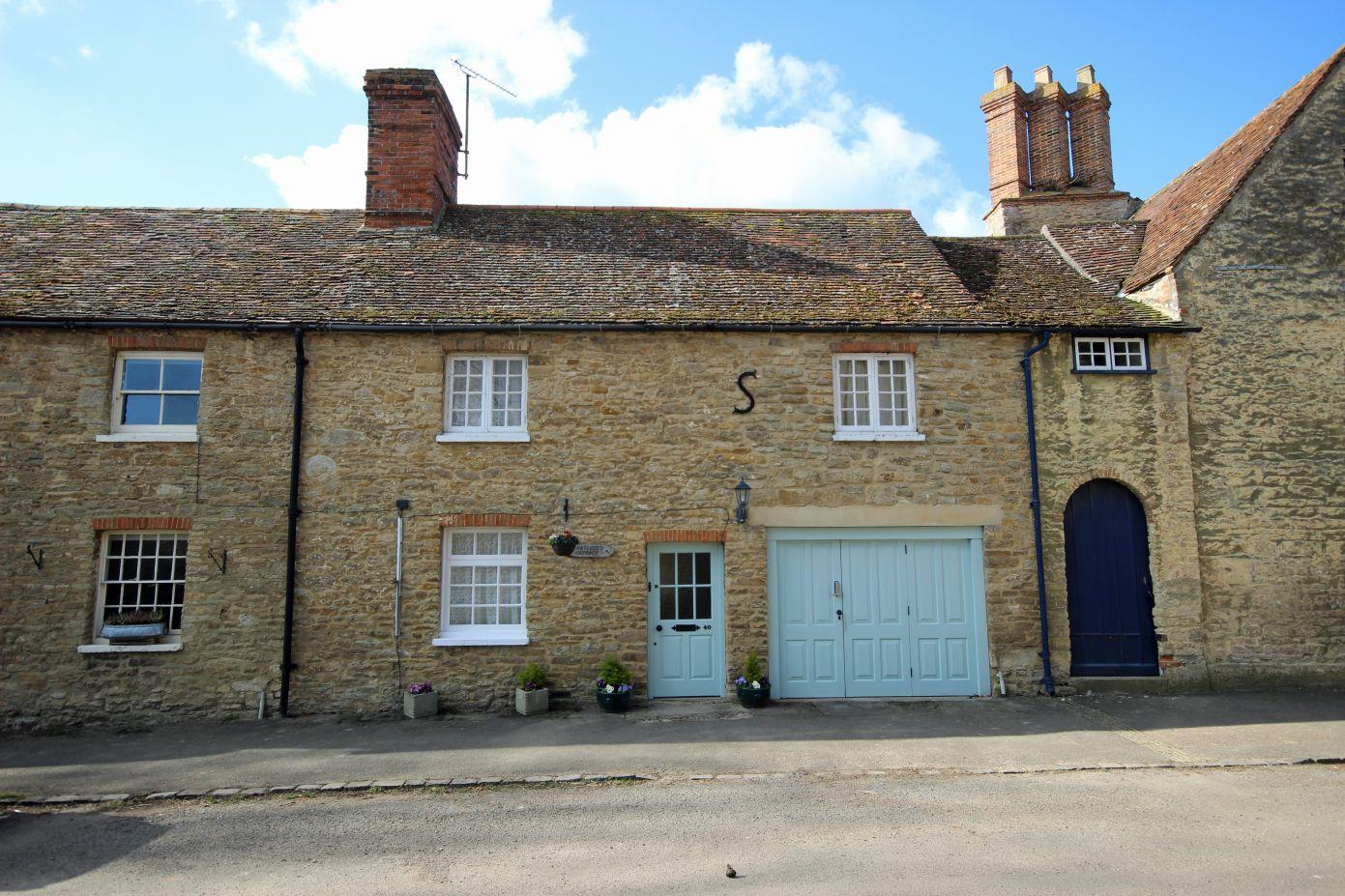 Free property report 40, Thame Road, Great Haseley, Oxford, OX44 7JX ...
