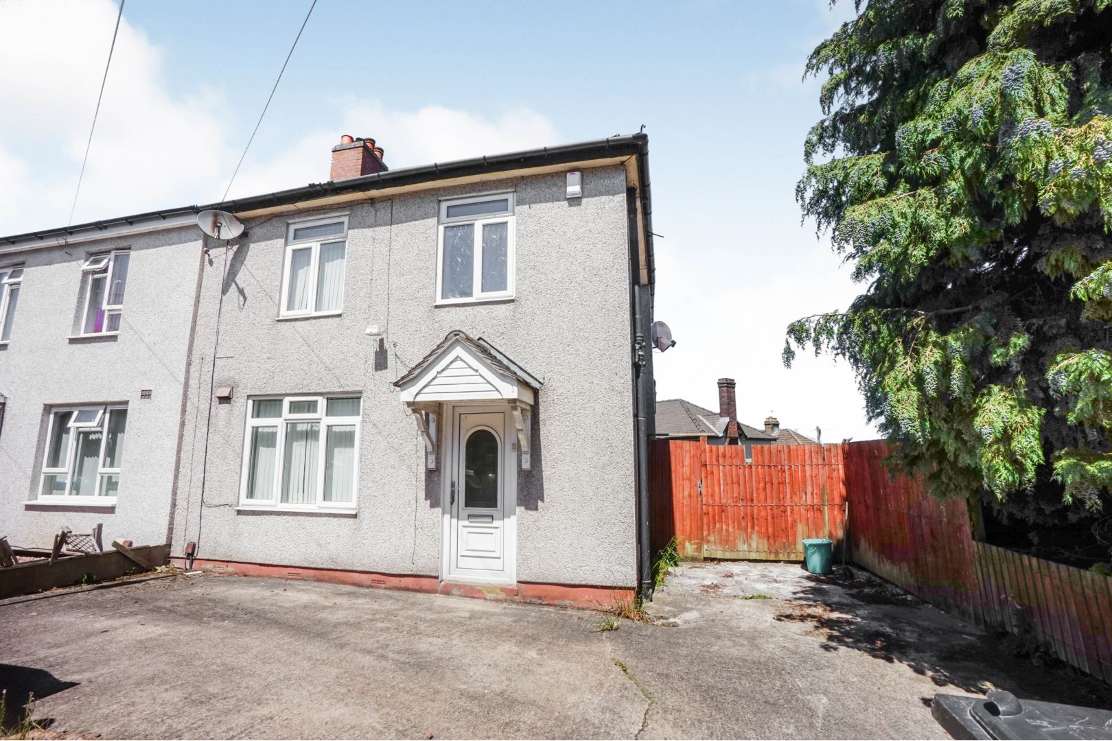 Free property report 4 Roseland Avenue, Dudley, DY2 7LP - Chimnie