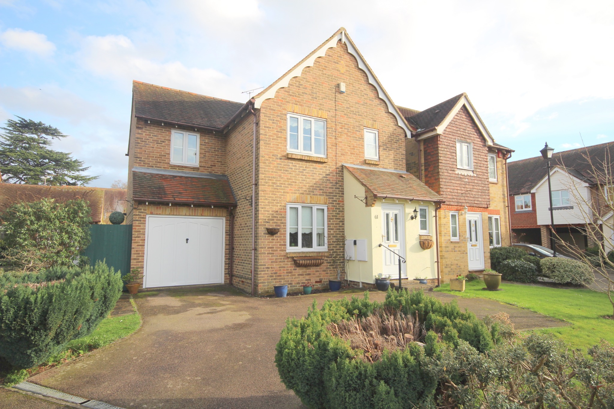 Free property report 61 Tanbridge Park, Horsham, RH12 1SF - Chimnie