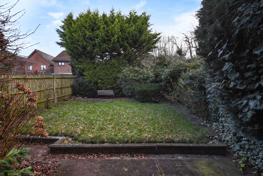 Free property report 28 Talman Grove, Stanmore, HA7 4UQ - Chimnie