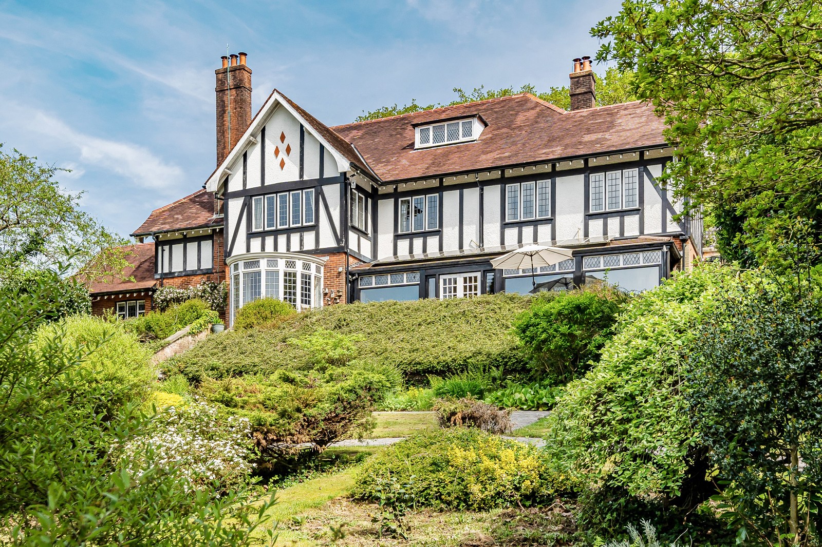 Free property report Coniston Hall, Clydach, Swansea, SA6 5HG - Chimnie