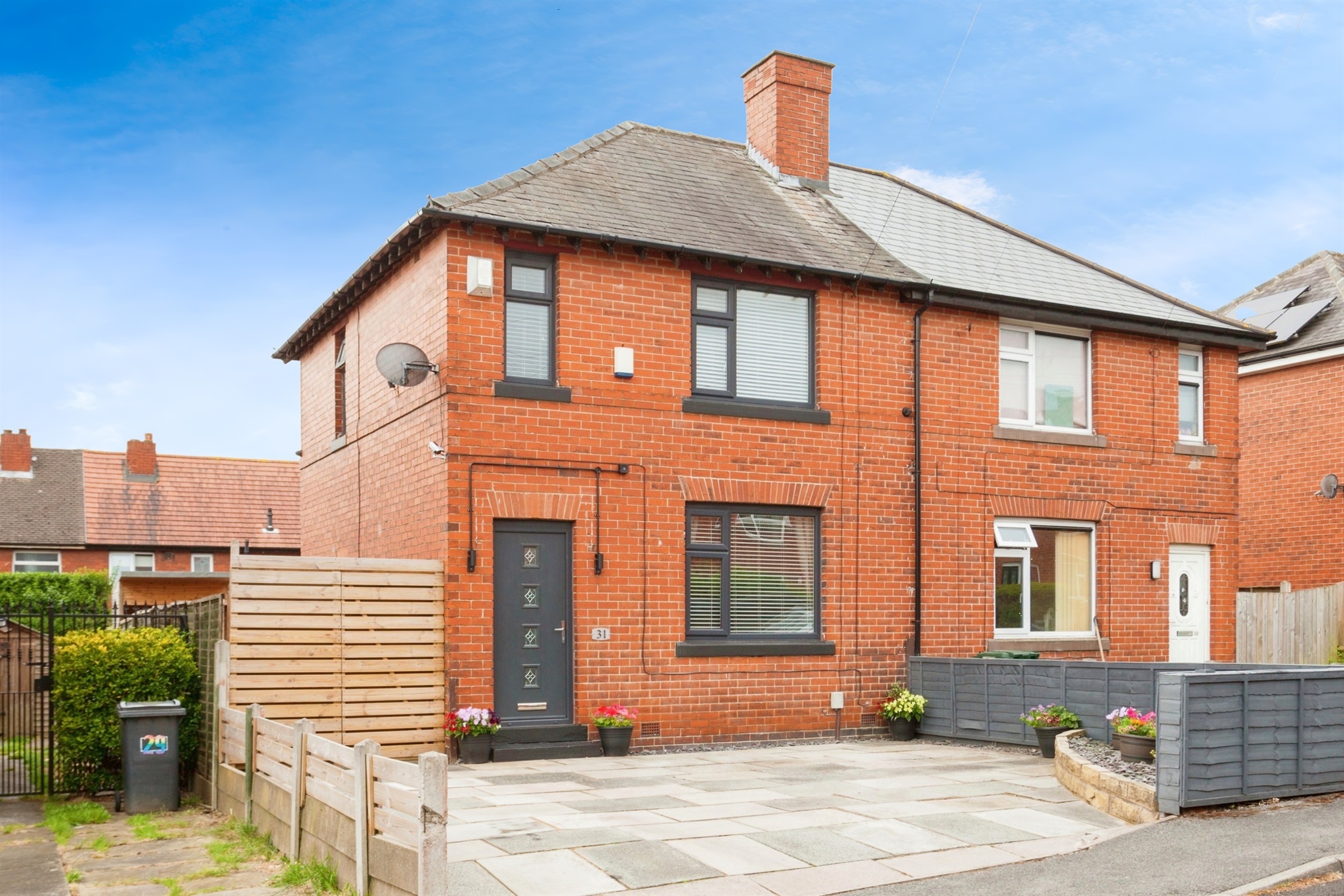 Free property report 31, Overthorpe Avenue, Dewsbury, WF12 0DS - Chimnie