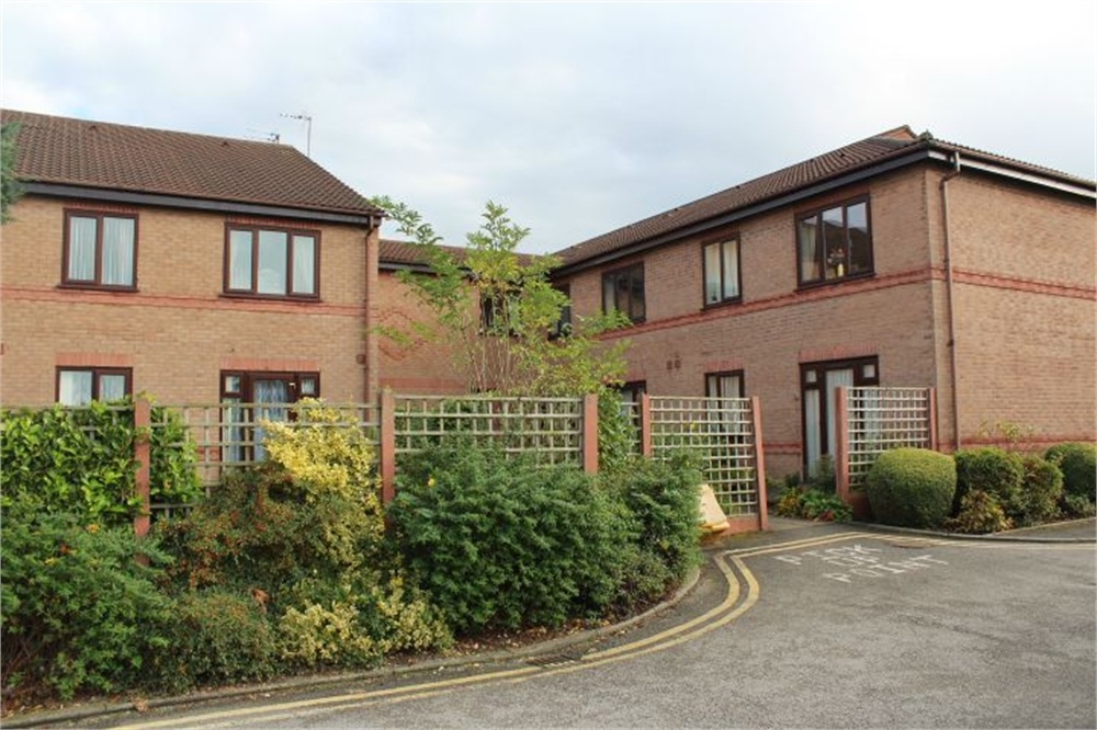 Free property report 20 Oulton Court, Grappenhall And Thelwall, Warrington, WA4 2NT - Chimnie