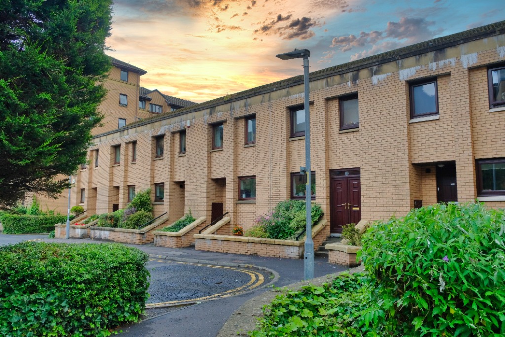 Free property report 11, Parsonage Square, Glasgow, G4 0TA - Chimnie