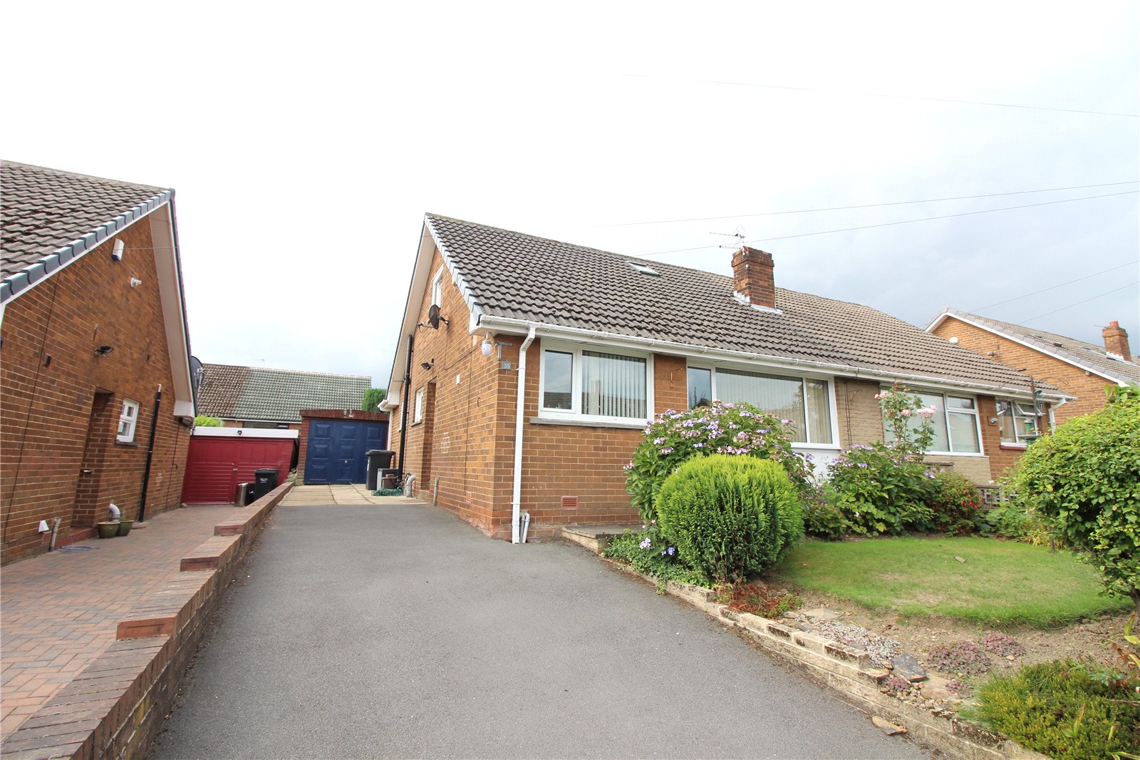 Free property report 35, Reins Road, Brighouse, HD6 3JQ - Chimnie