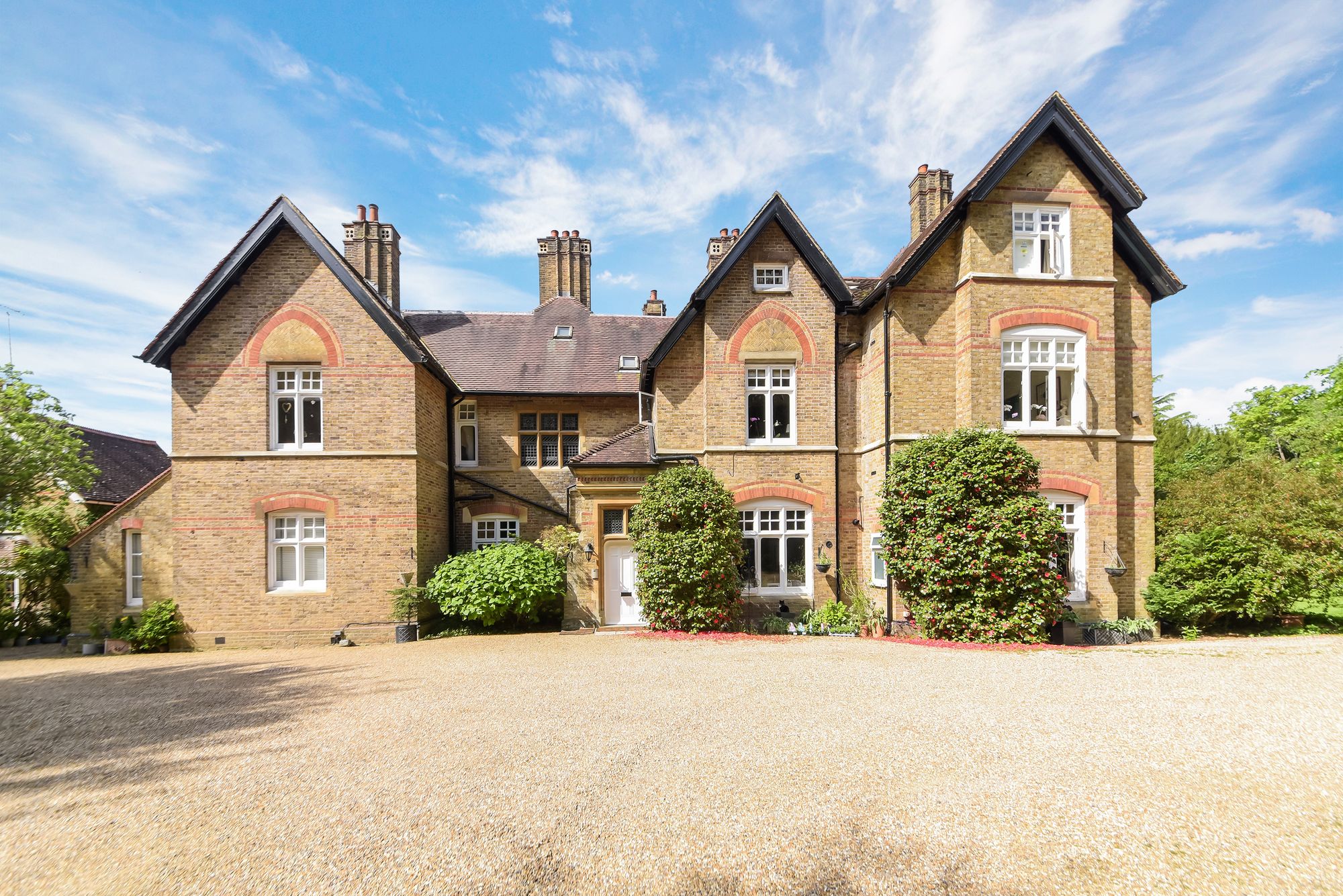 Free property report Flat 6, Hillside, 41 St Marys Road, Long Ditton ...