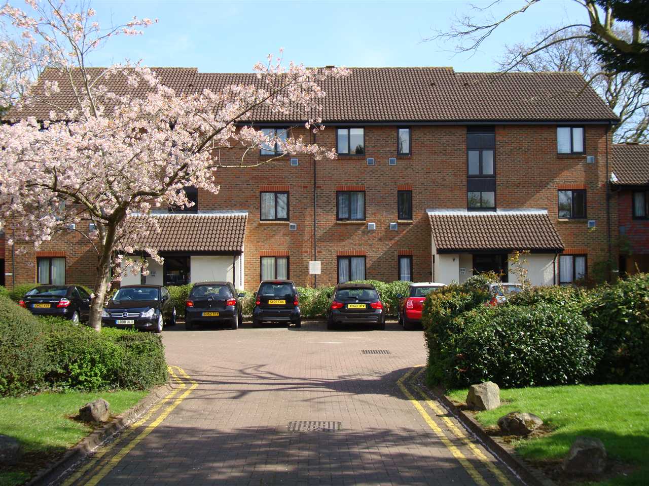 Free property report 42, Stags Way, Isleworth, TW7 5PG - Chimnie